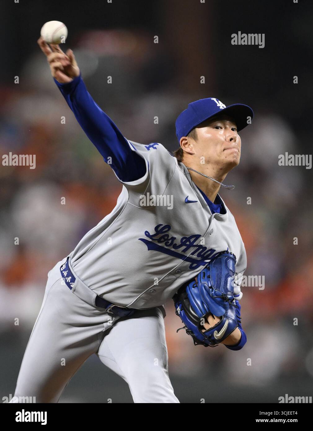 Los Angeles Dodgers pitcher Yoshinobu Yamamoto starts in a baseball ...