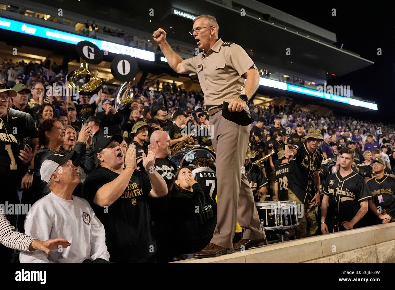 Westpoint commandant Lieutenant General Steven W. Gilland cheers after ...