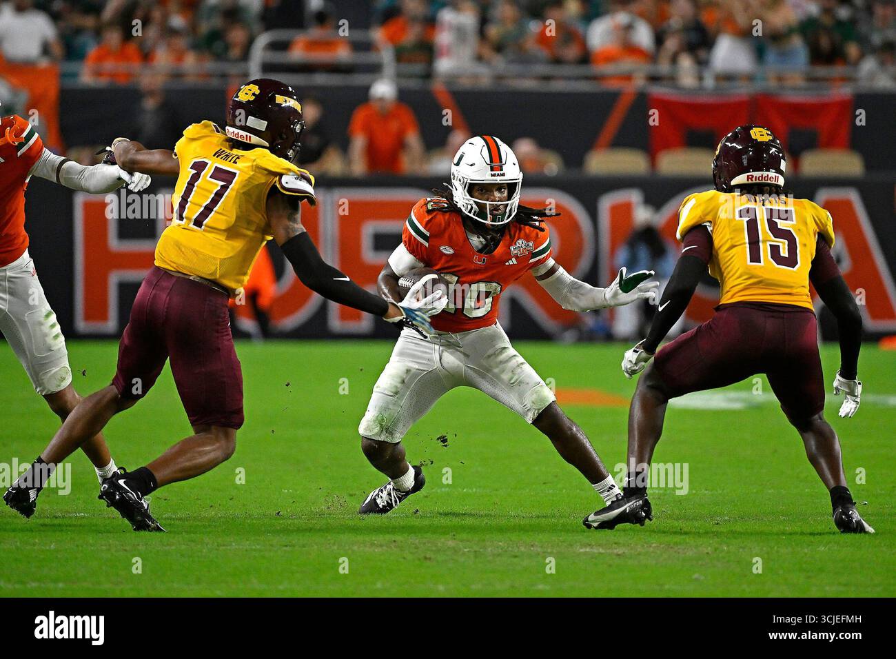 MIAMI GARDENS, FL - SEPTEMBER 06: Miami wide receiver Malachi Toney (10 ...