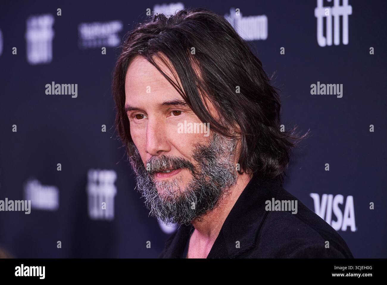 Actor Keanu Reeves is photographed on the red carpet for the film "Good ...