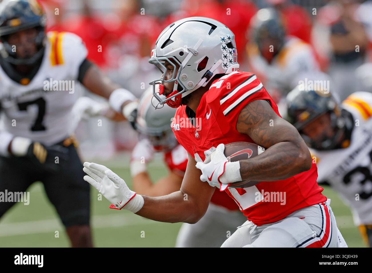 Ohio State running back CJ Donaldson plays against Grambling State ...