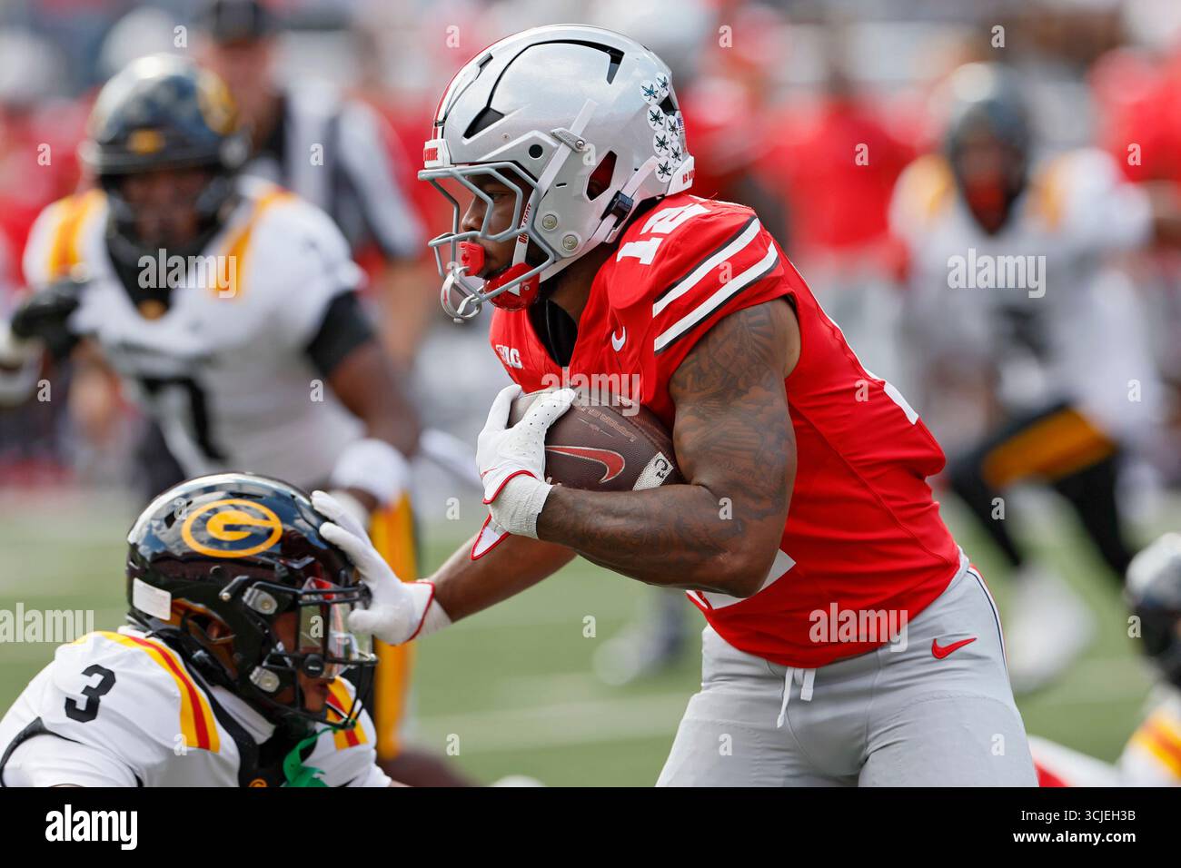 Ohio State running back CJ Donaldson plays against Grambling State ...