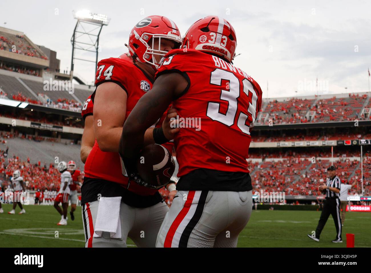ATHENS, GA - SEPTEMBER 06: Offensive lineman Drew Bobo #74 of the ...
