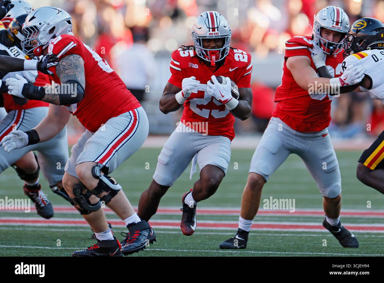 Ohio State running back Bo Jackson plays against Grambling State during ...
