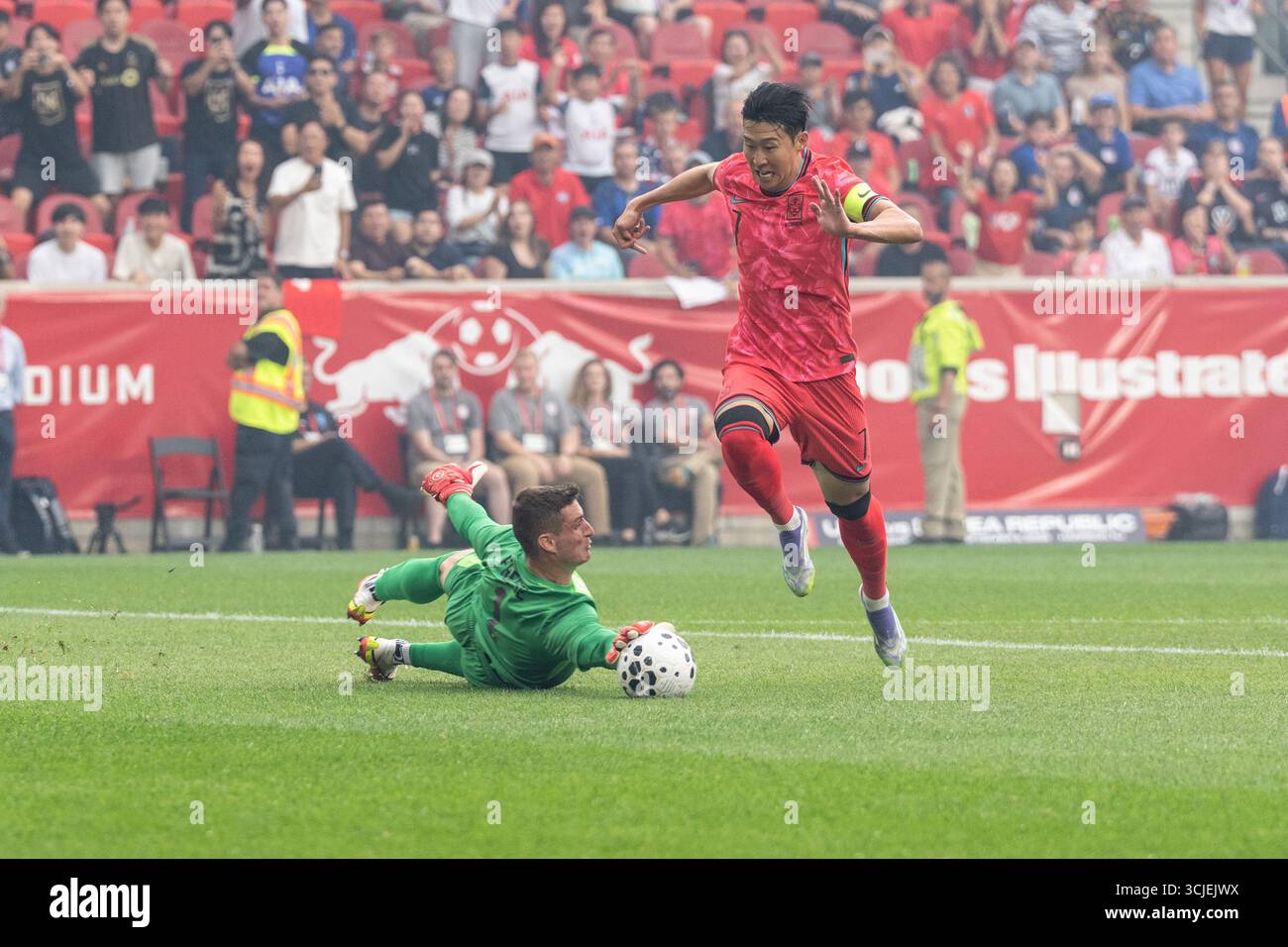 Goalkeeper Matt Freese (1) of USMNT and Son Heung-Min (7) of team Korea ...