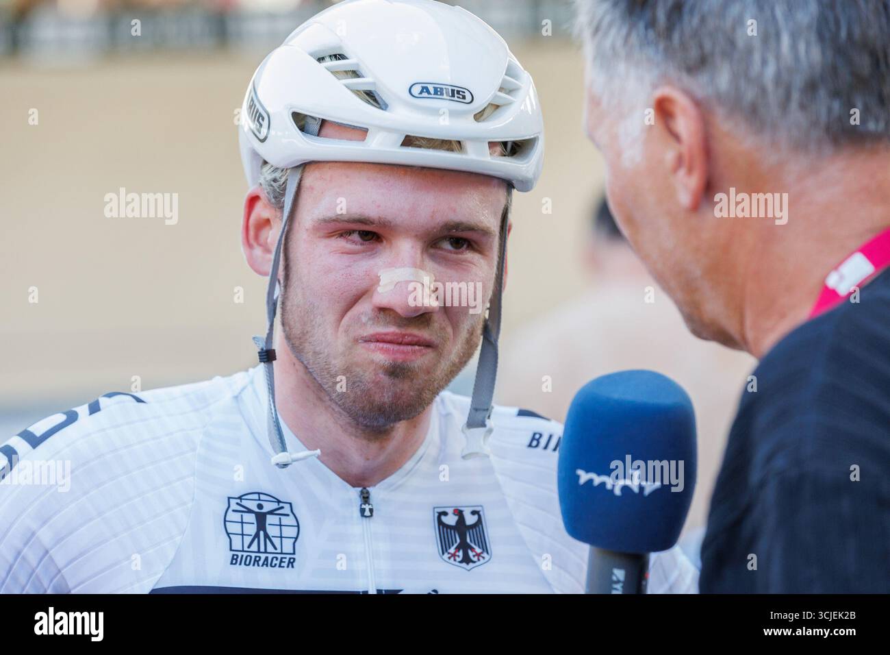 Luca Harter (GER) beim Interview, TV; Drittplatzierter, Bronzemedaille ...