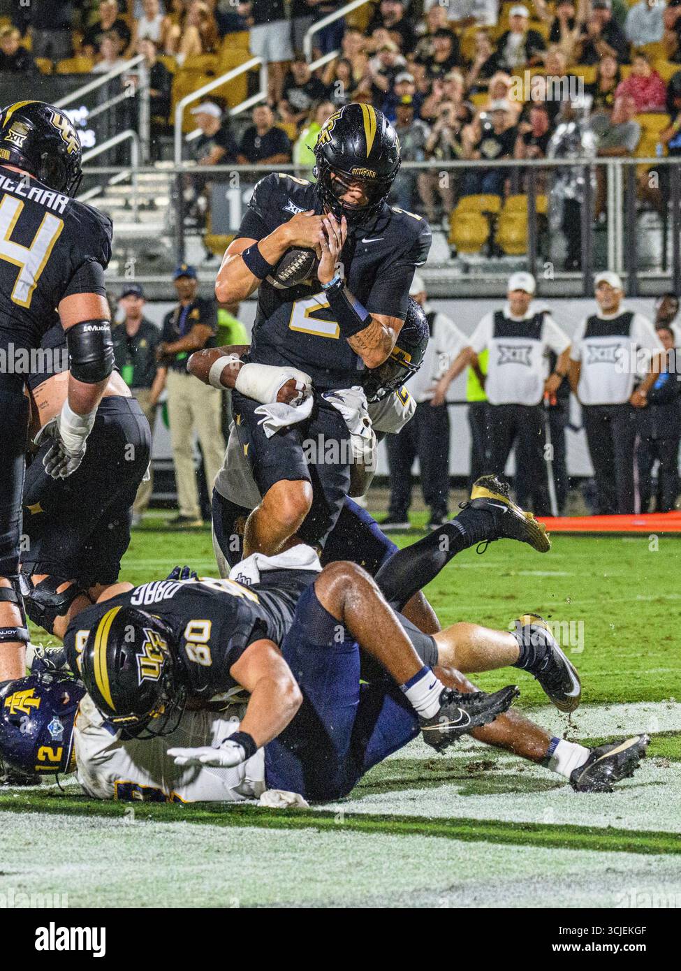 September 6, 2025: UCF Knights quarterback Tayven Jackson (2) runs with ...