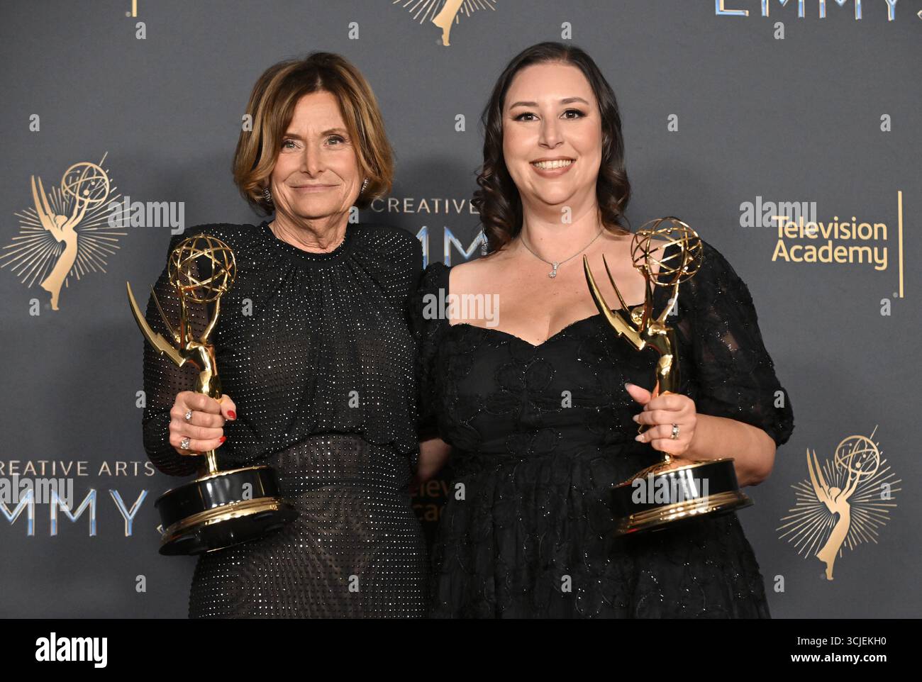 Cathy Sandrich Gelfond and Erica Berger in the pressroom at the 2025 ...