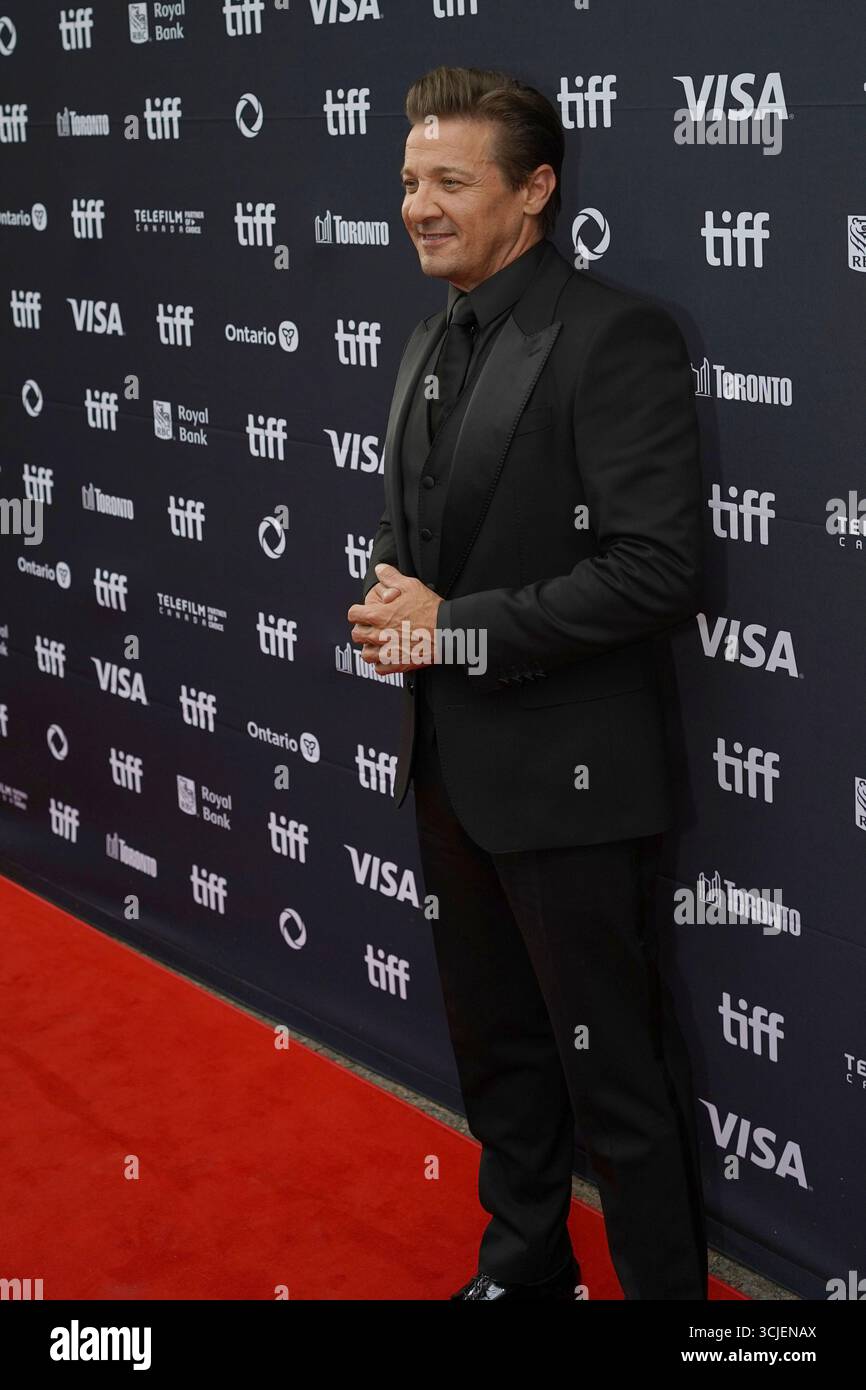 Jeremy Renner attends the red carpet for the ‘Wake Up Dead Man: A ...