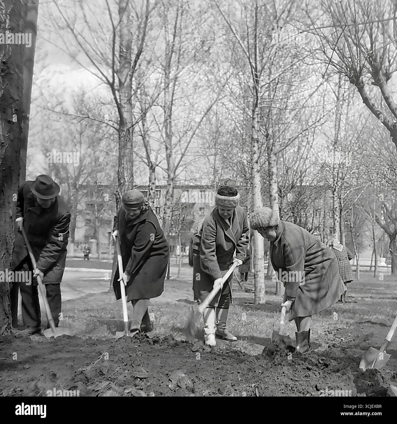 A spring Subbotnik (community work day) in Slavyansk in the second half ...