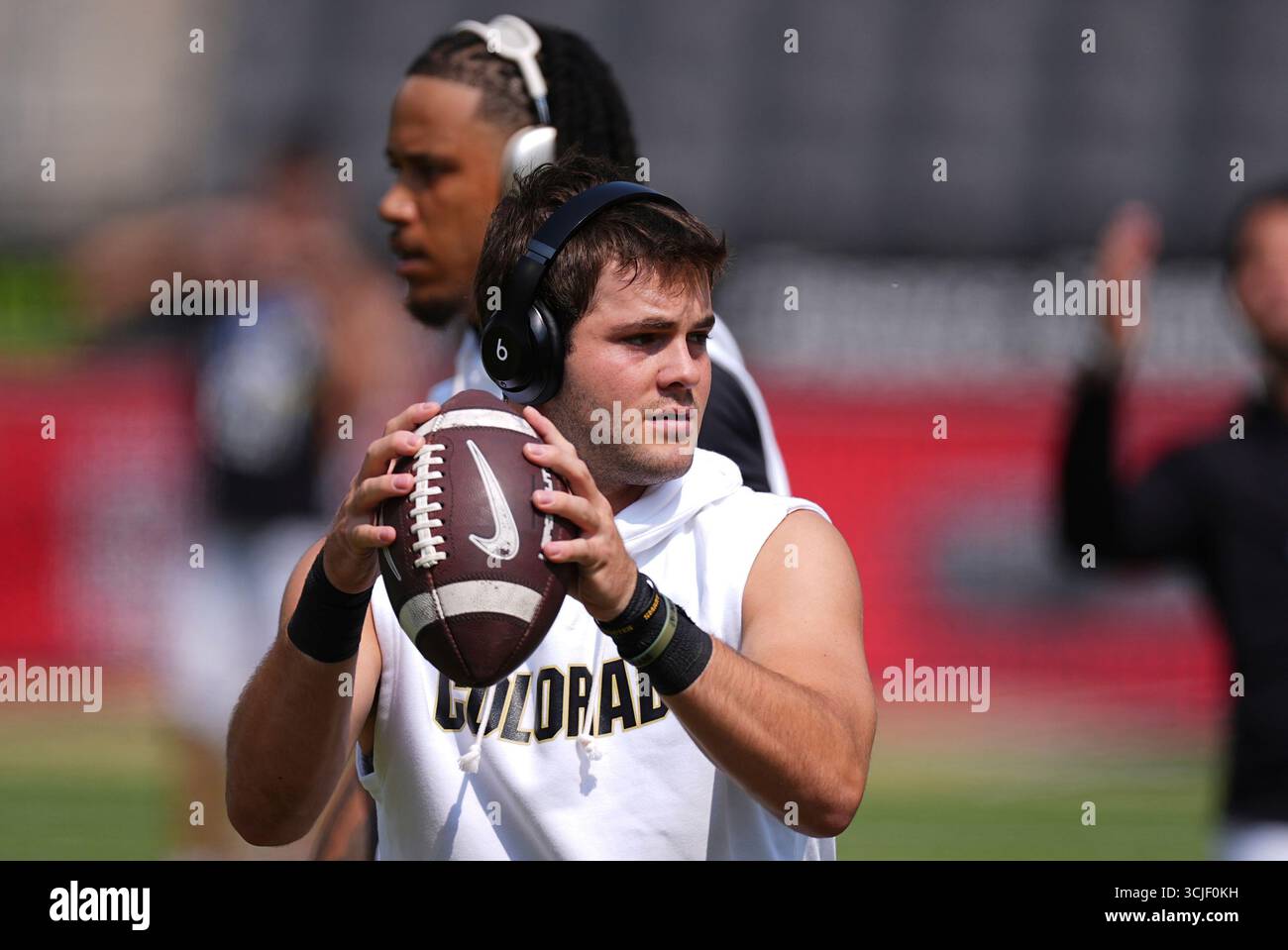 Colorado quarterback Ryan Staub warms up before an NCAA college ...