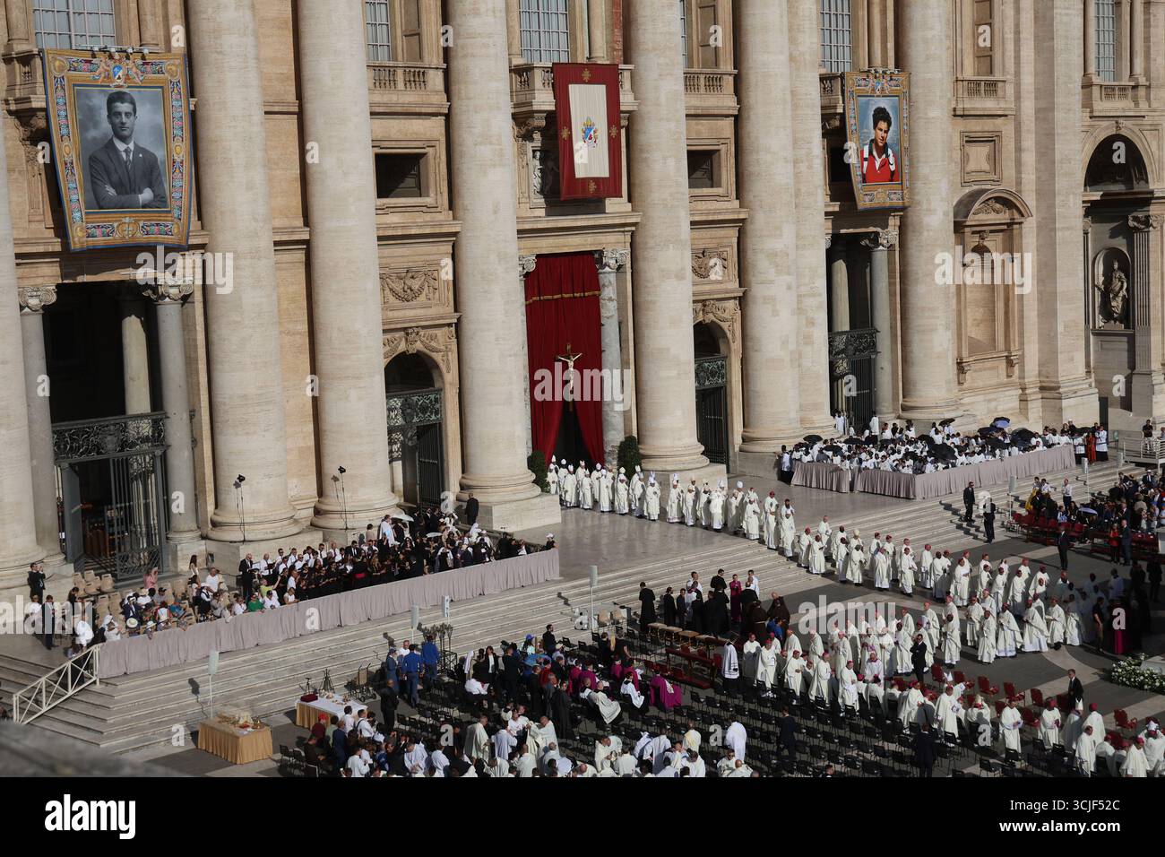 Saint pier giorgio frassati hi-res stock photography and images - Alamy
