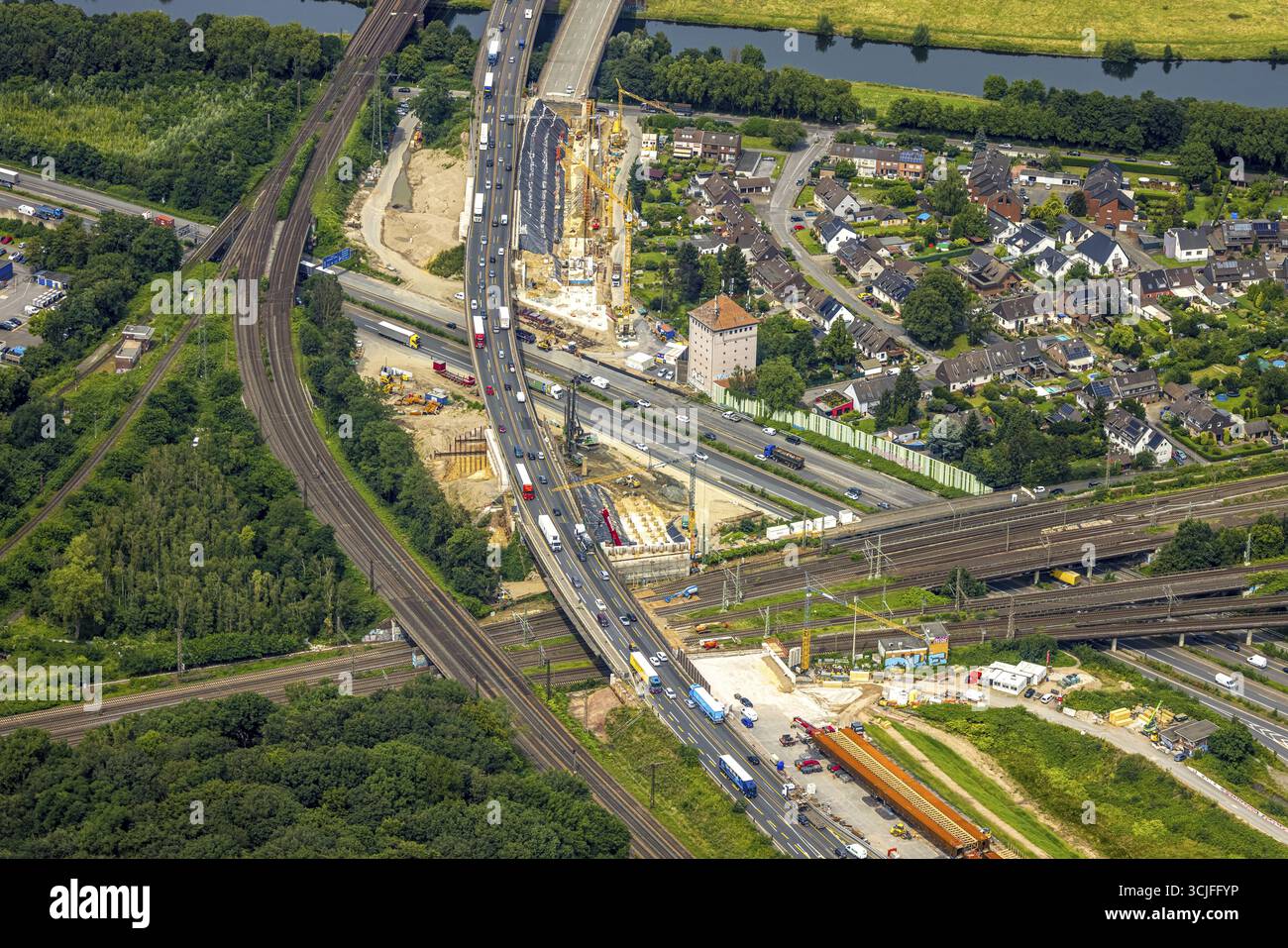 Aerial view, Duisburg-Mitte, major construction site at Kaiserberg ...
