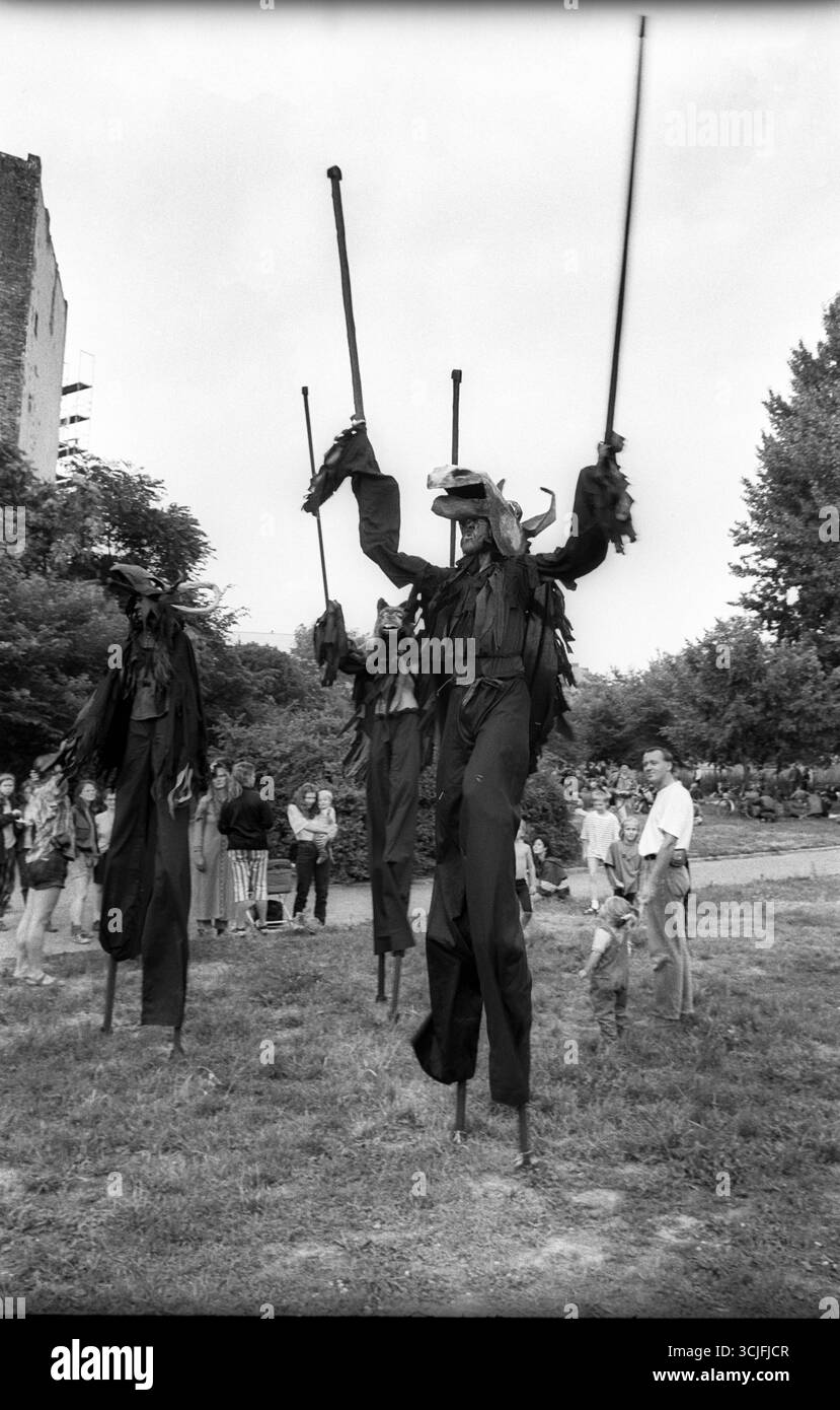 Animal theatre Black and White Stock Photos & Images - Alamy