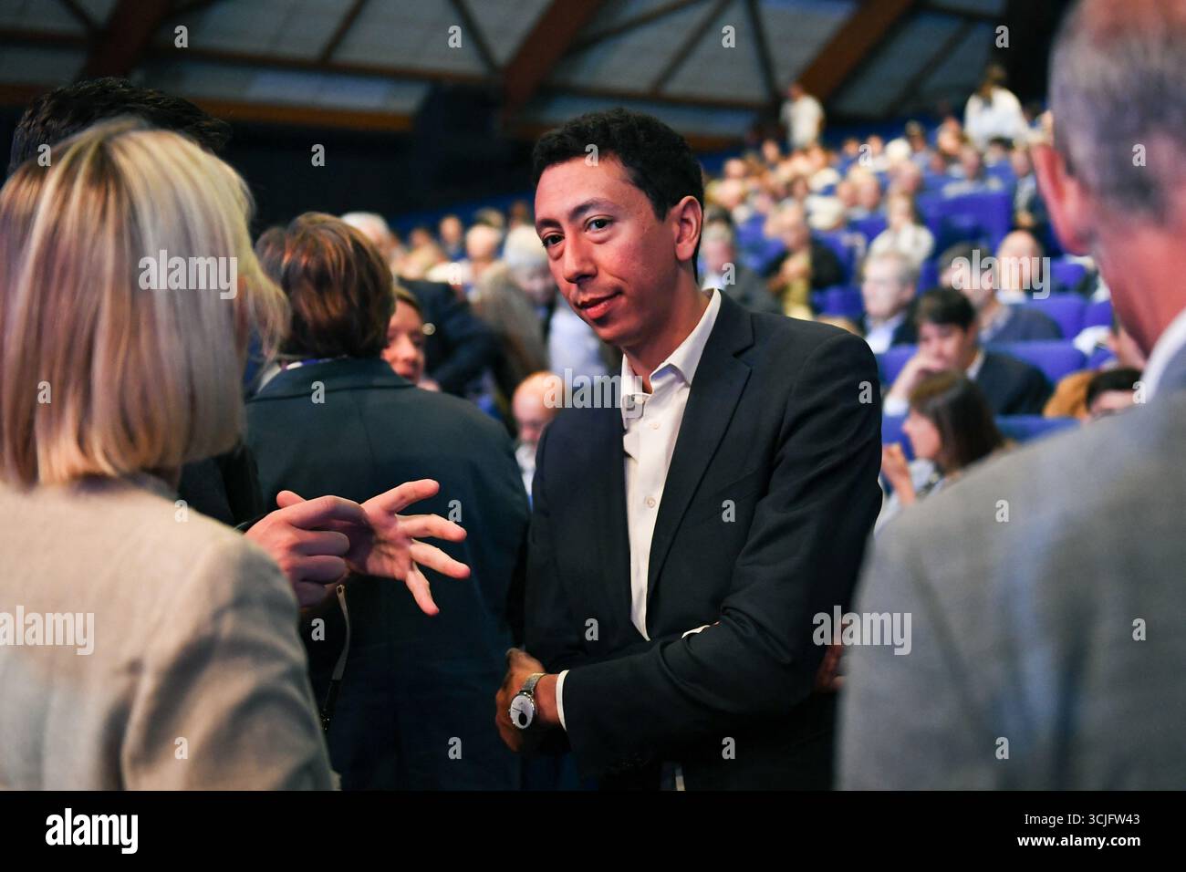 Member of Les Republicains Othman Nasrou arrives during Les ...