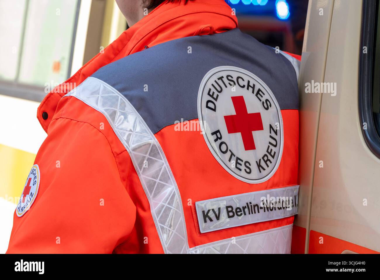 Mitarbeit der Deutschen Roten Kreuzes DRK präsentieren ihre Arbeit auf ...