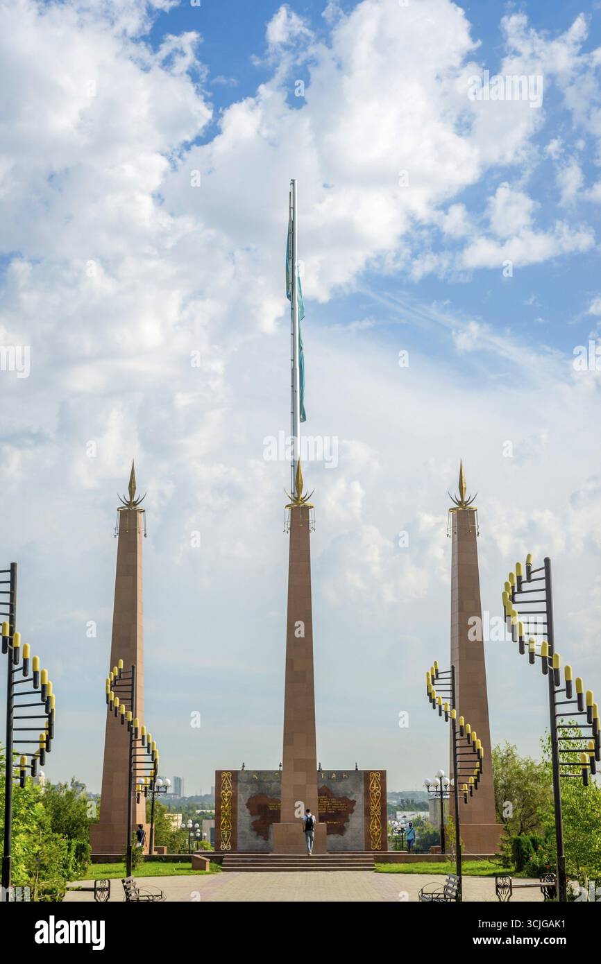 Independence monument statue in Shymkent, Kazakhstan Stock Photo - Alamy