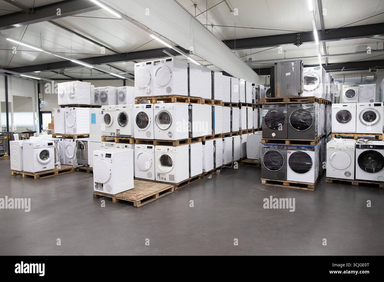 Refurbishment of old appliance and give them a second live or recycle ...