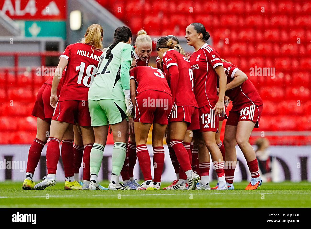 Liverpool's players in a huddle before the Barclays Women's Super ...