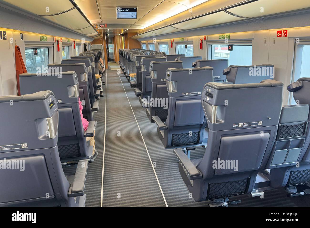 Theme photo rail journey, Intercity, ICE, train, 1st class, open-plan ...