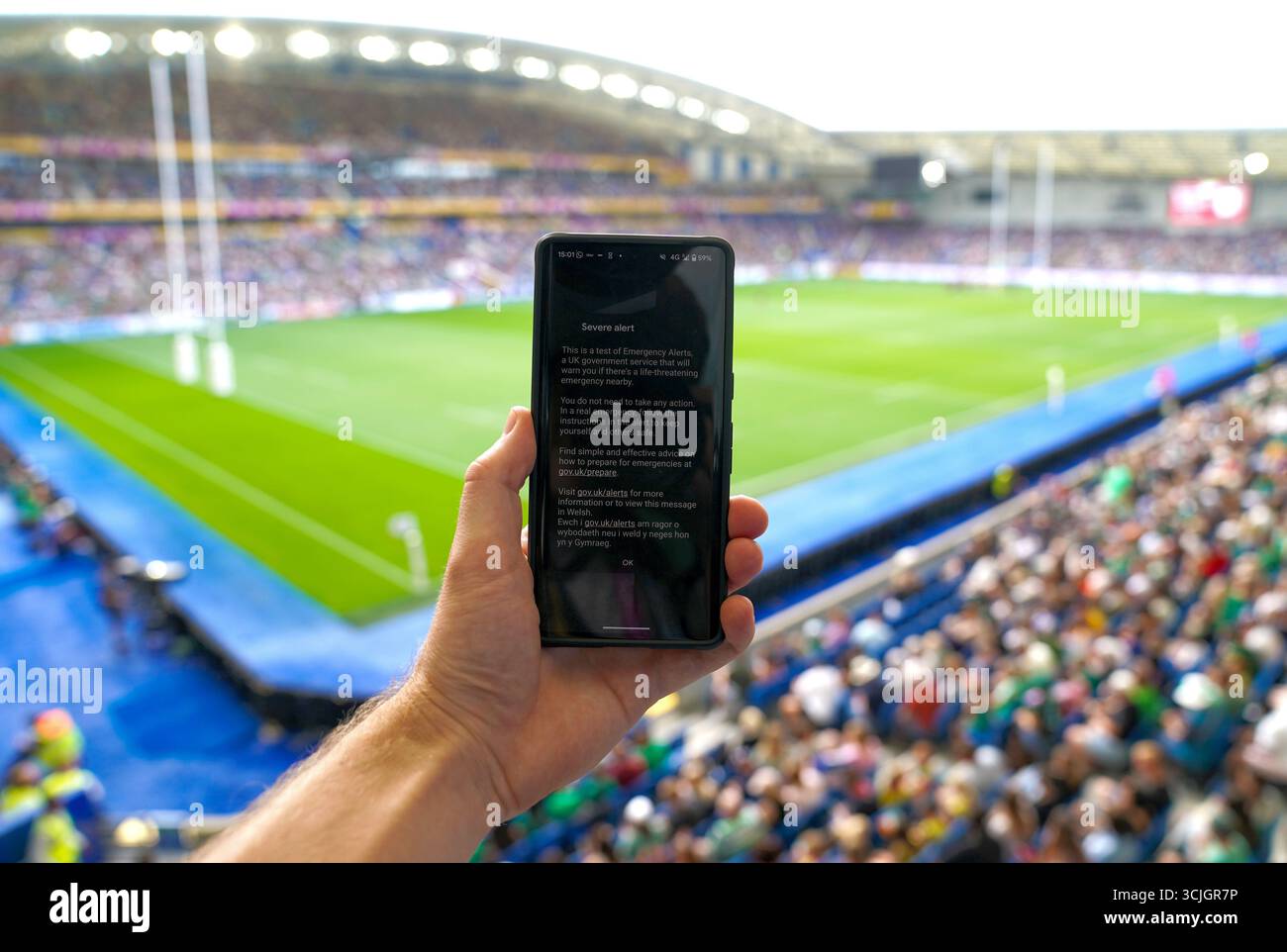 Sirens blare from mobile phones hi-res stock photography and images - Alamy