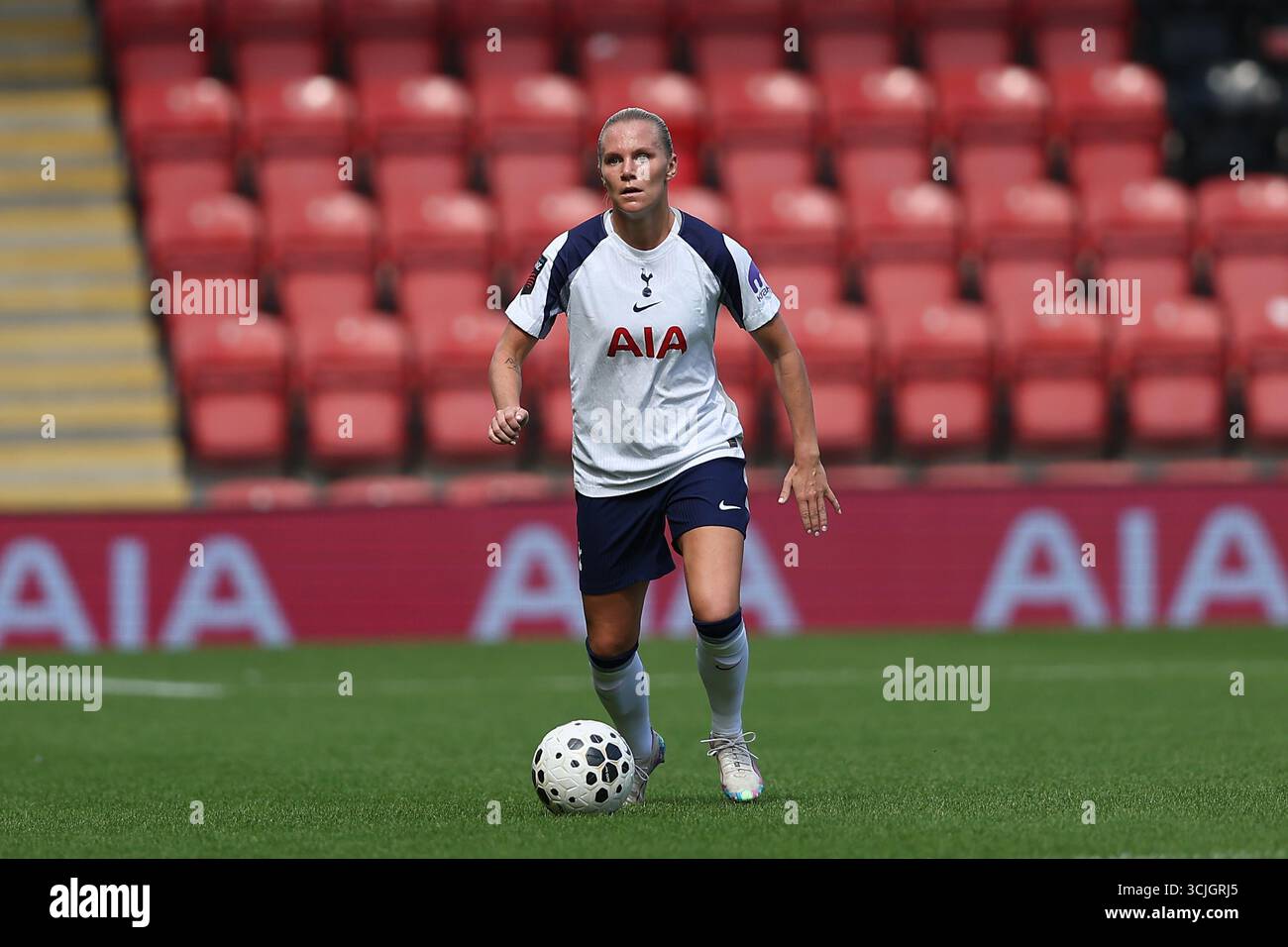 7th September 2025; Brisbane Road, London, England; Womens Super League ...