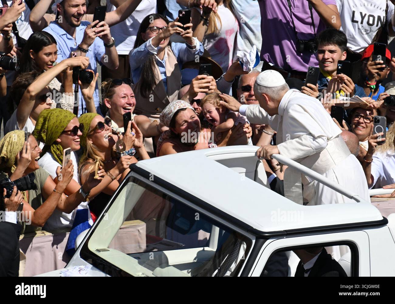 Pope Leo XIV greets the faithful after he presided over the Mass and ...