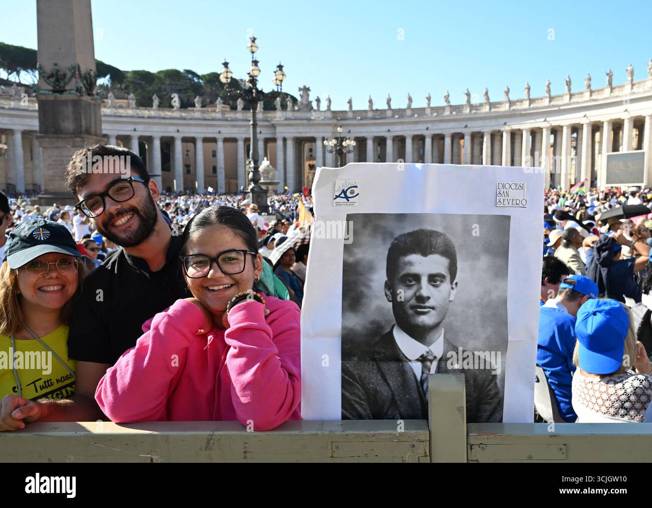 Saint pier giorgio frassati hi-res stock photography and images - Alamy