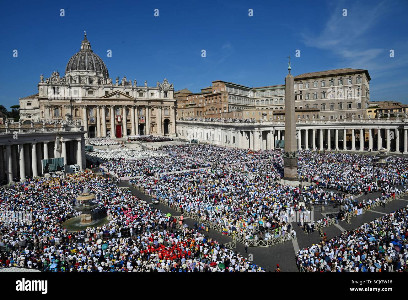 Pope Leo XIV presides over the Mass and canonization of Carlo Acutis ...