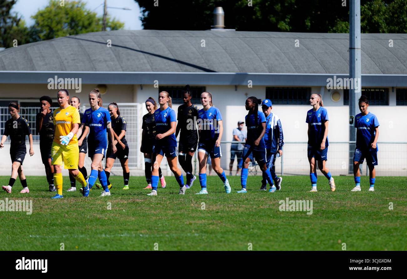 Grenoble Team in action during French Women's Second Division Football ...
