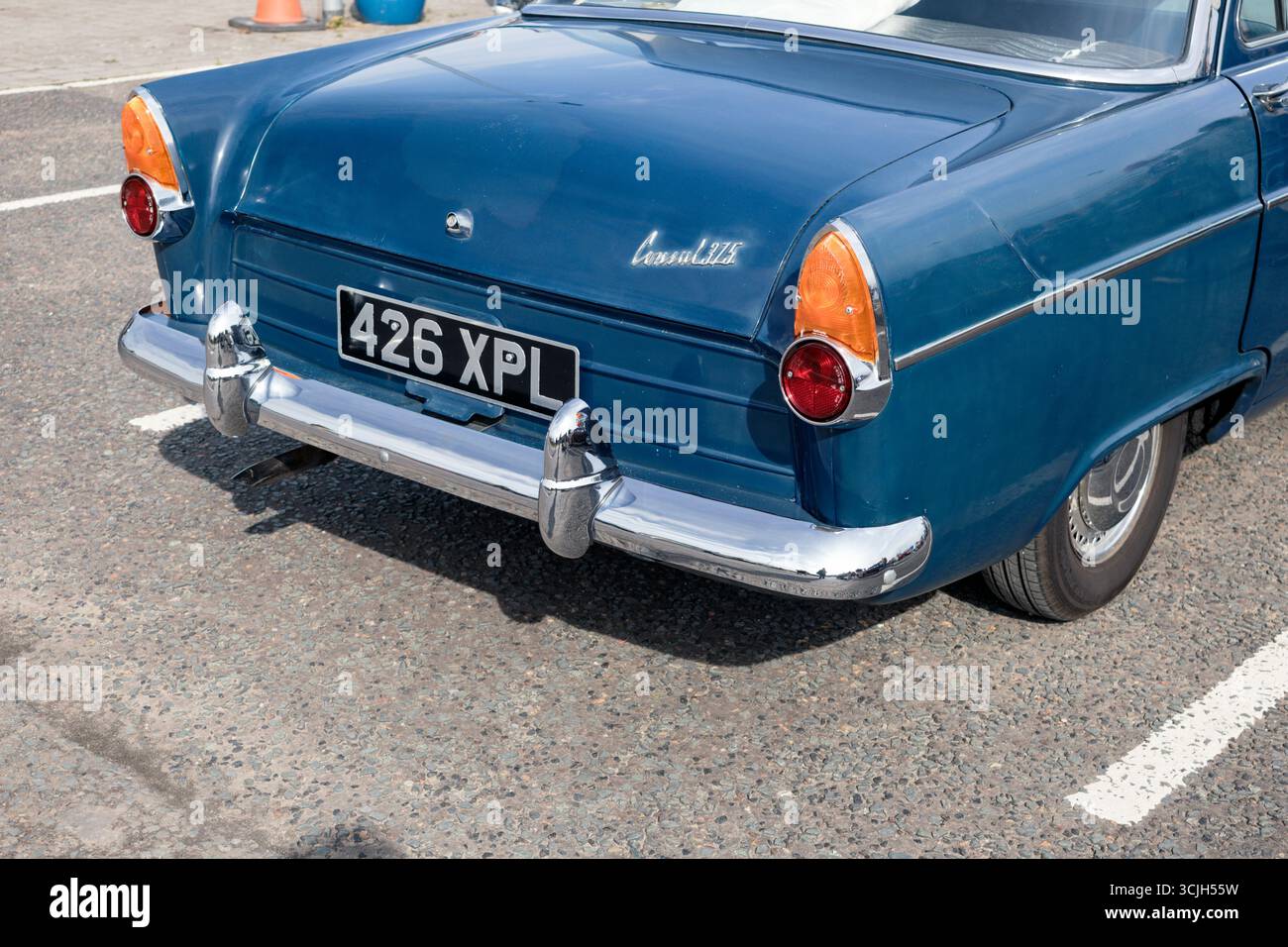 Ford Consul 375 rear view. Avro Heritage Centre 1940's Weekend 2025 ...