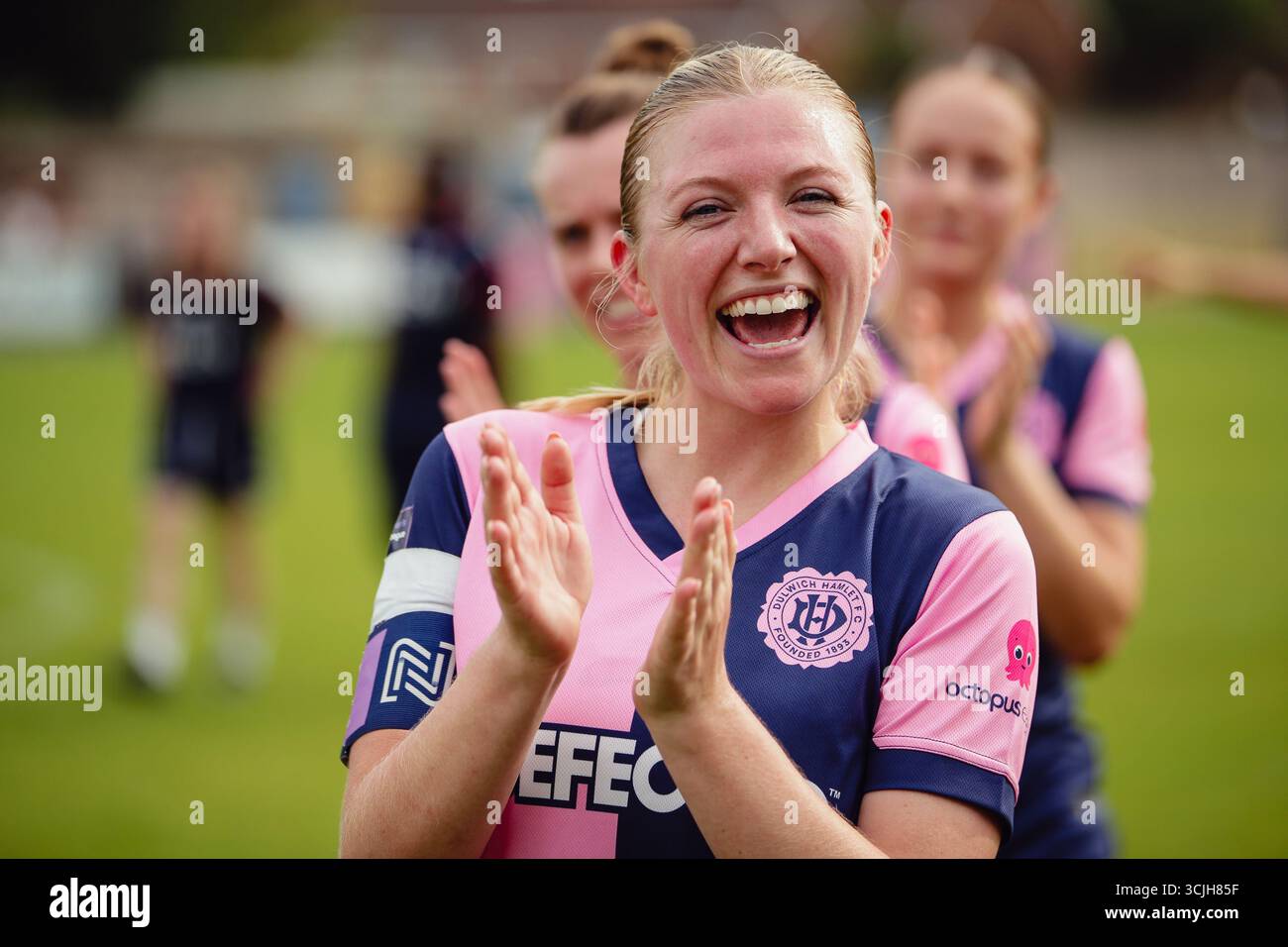 London, UK. 7th September, 2025. Erin Corrigan (12 Dulwich Hamlet ...