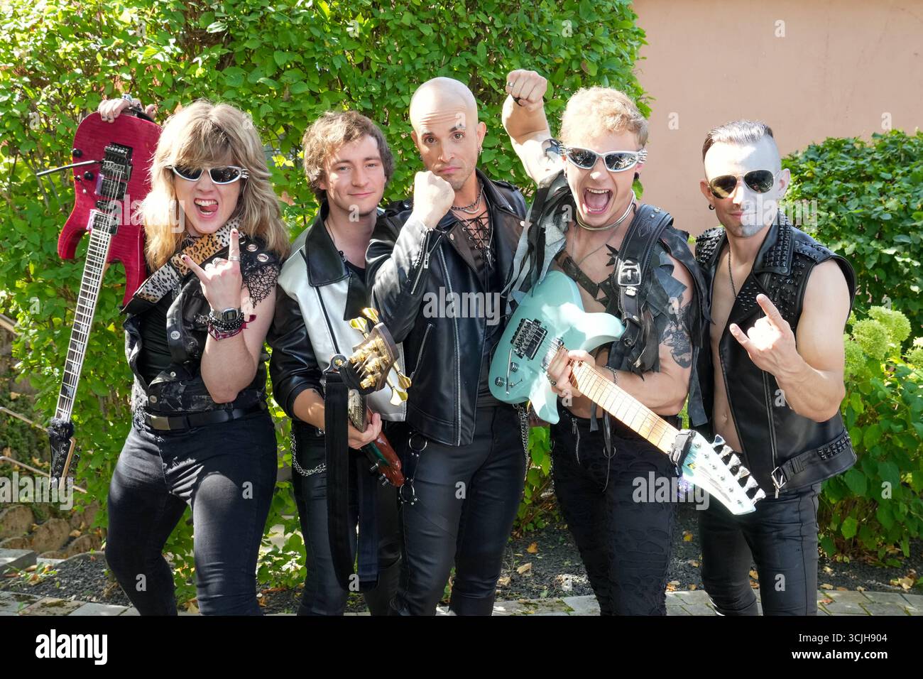 ZDF-Fernsehgarten 2025. INDUCTION: Gabriele Gozzi, Tim Hansen, Justus ...