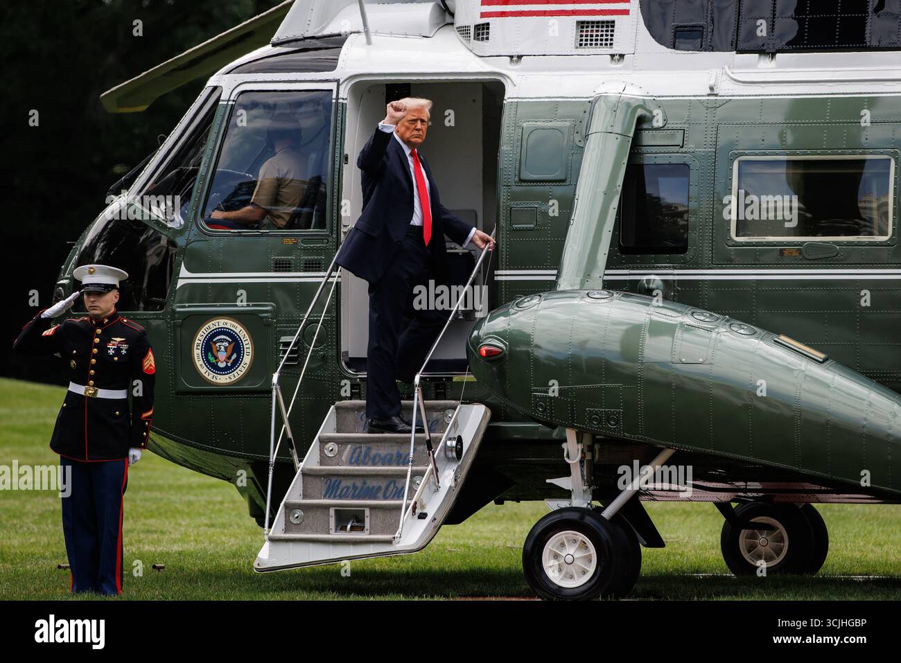 President Donald Trump boards Marine One in Washington DC, enroute to ...