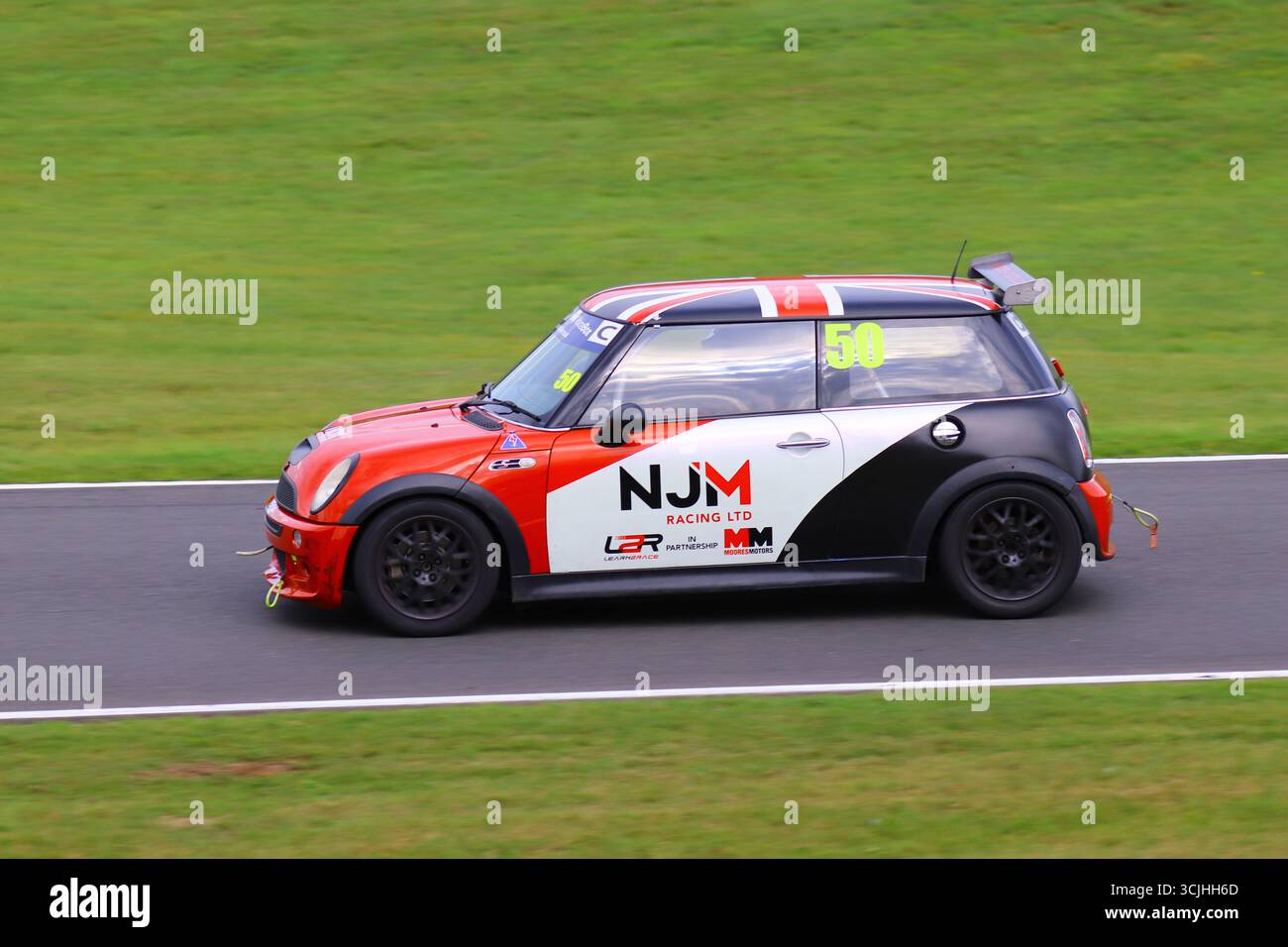 CADWELL PARK MSV CULT CLASSICS AND MSVT RACING Stock Photo - Alamy