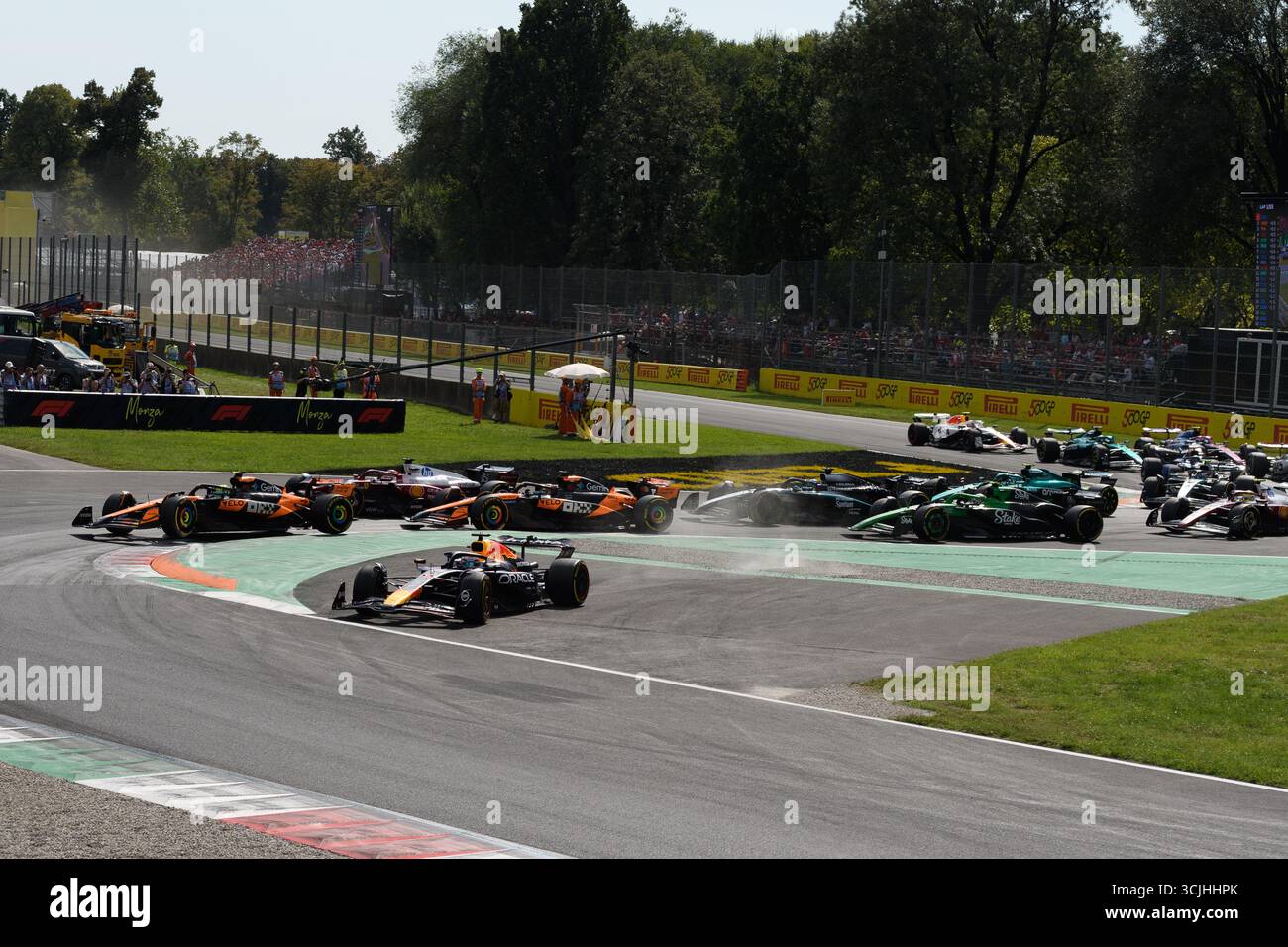 Monza, Italy. 7th September, 2025. The first lap of the 2025 PIRELLI ...