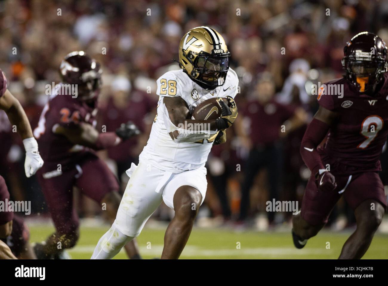 Blacksburg, VA, USA. 6th Sep, 2025. Vanderbilt Commodores running back ...