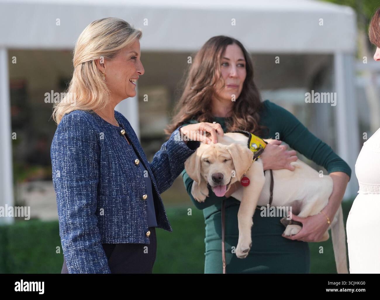 The Duchess of Edinburgh (left) meets Chantel Bender with PADS Morley ...