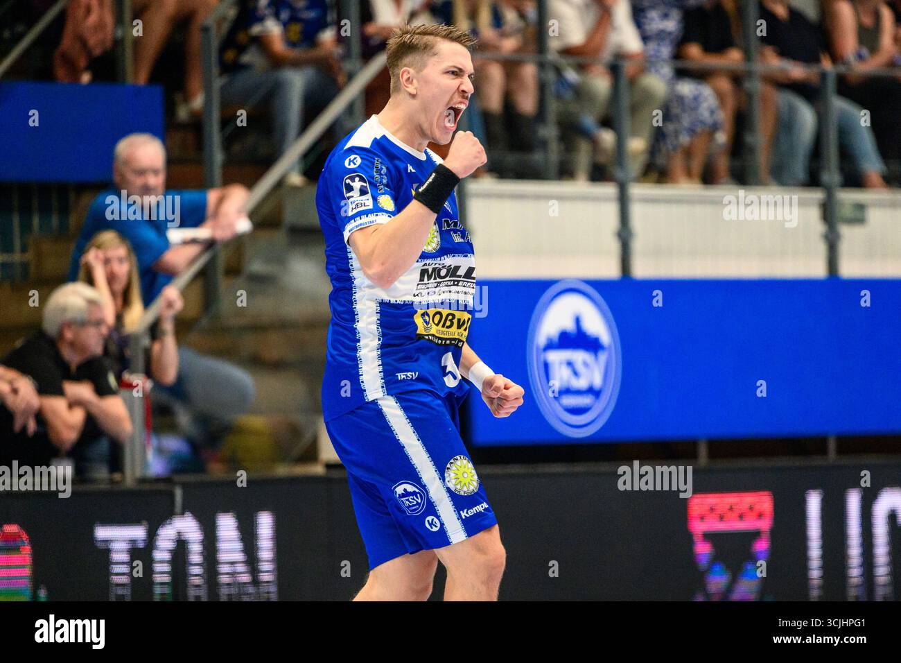 Oskar Joelsson (ThSV Eisenach, #3) Jubel zum Tor. GER, Thueringen, ThSV Eisenach gegen MT ...