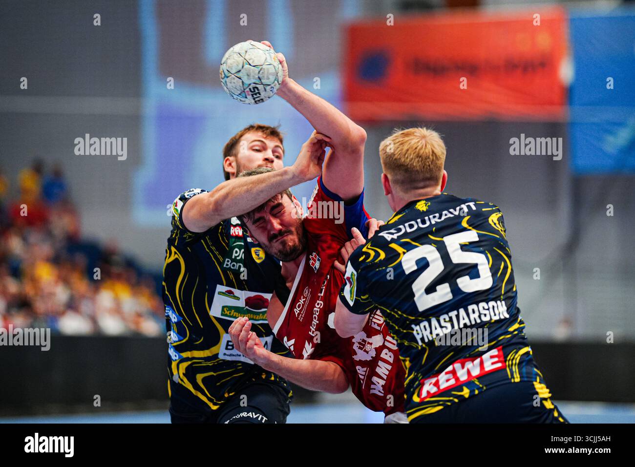 Steven Plucnar Jacobsen (Rhein-Neckar Loewen, #09), Jacob Lassen ...