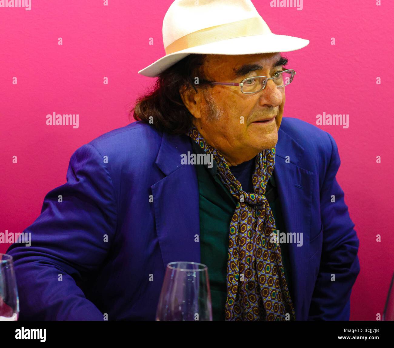 25 07 2025 _208_ jpg hi-res stock photography and images - Alamy