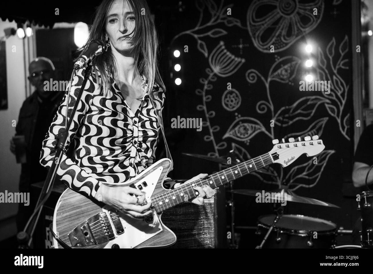 RIA PLAYS, LIVE CONCERT, 2025: The band RIa Plays performing live at The Brit Bar in Weston ...