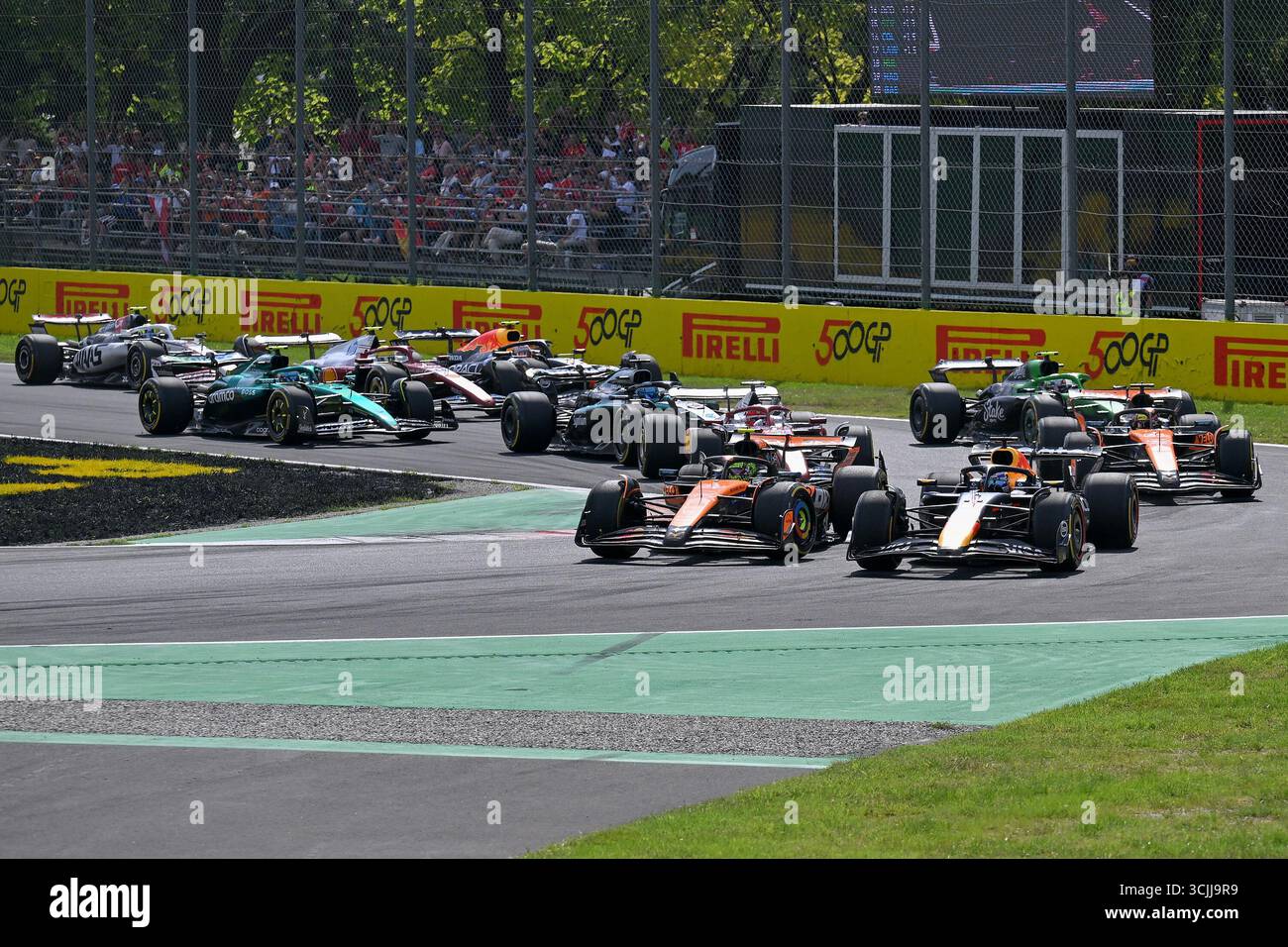 MONZA, ITALY - SEPTEMBER 07: The race start during the F1 Grand Prix of ...