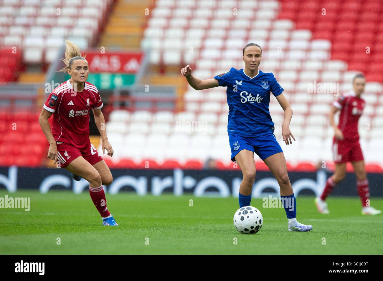 Anfield, Liverpool, England, 7th Septmber 2025 Rosa van Gool (8 Everton ...