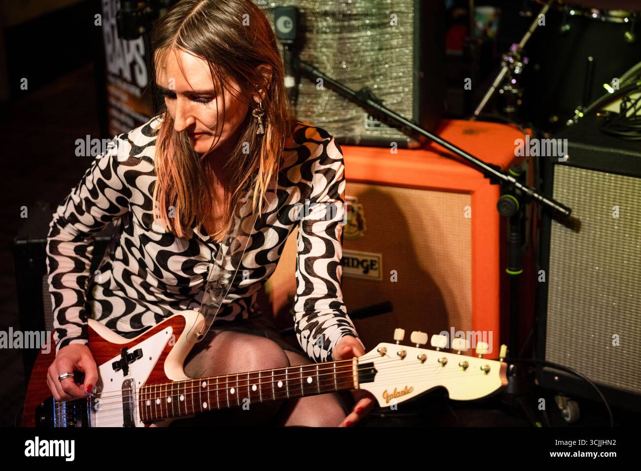 RIA PLAYS, LIVE CONCERT, 2025: The band RIa Plays performing live at The Brit Bar in Weston ...