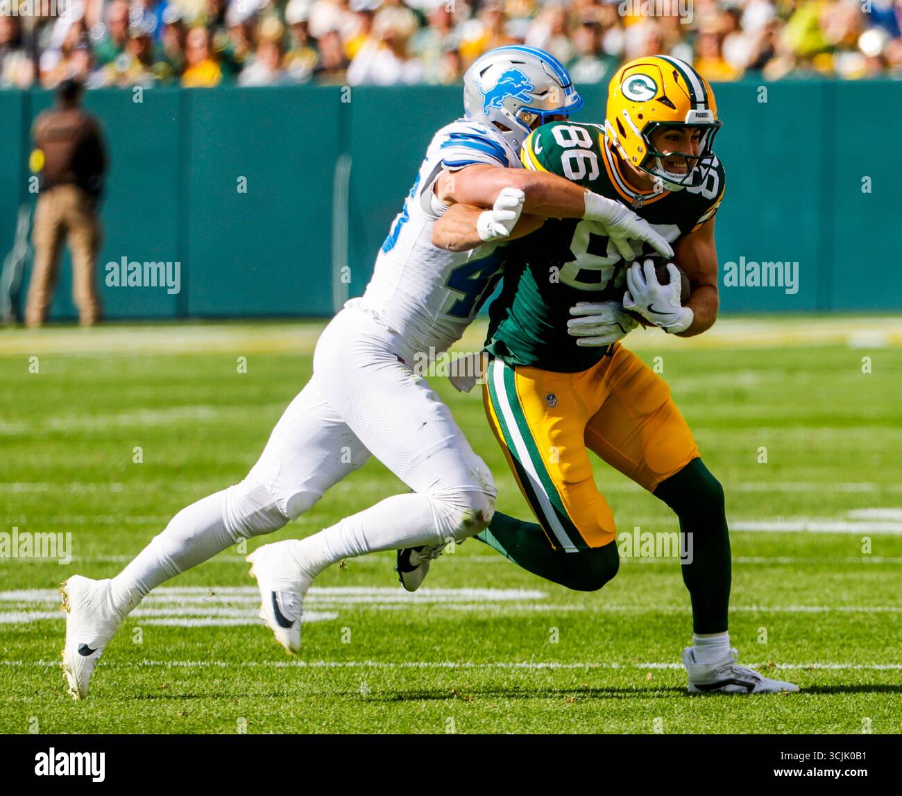 Green Bay, United States. 07th Sep, 2025. Green Bay Packers tight end ...
