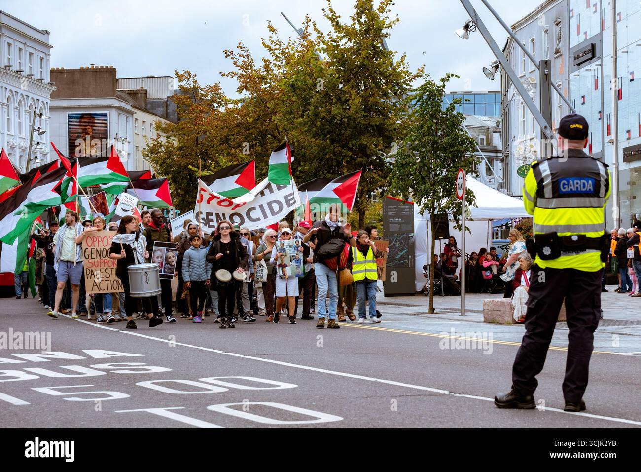 September 6, 2025, Cork, Ireland: Guard standing on the road in front ...