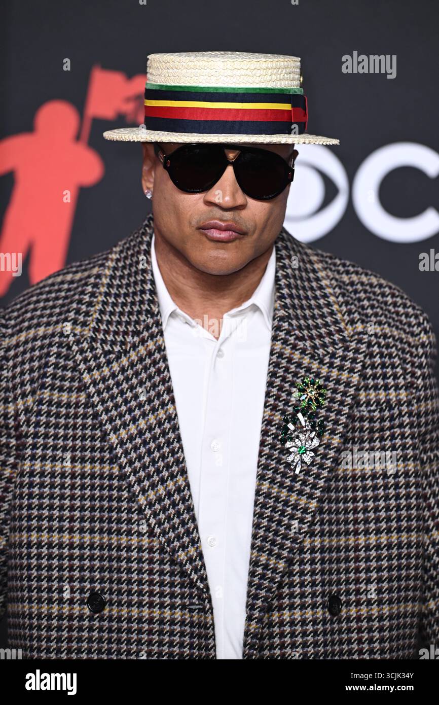 LL Cool J attending the MTV Video Music Awards 2025 held at the UBS ...