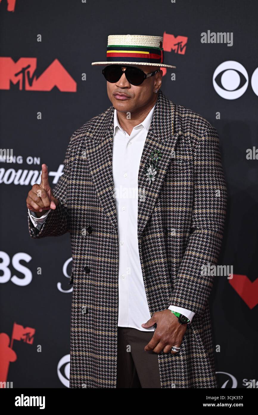 LL Cool J attending the MTV Video Music Awards 2025 held at the UBS ...