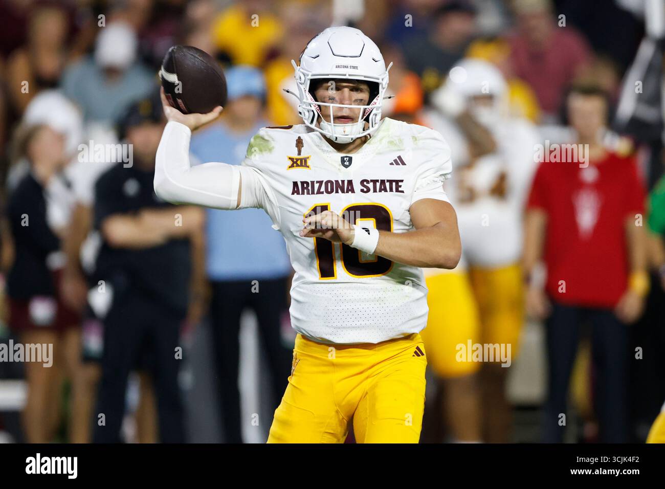 STARKVILLE, MS - SEPTEMBER 06: Arizona State Sun Devils quarterback Sam ...